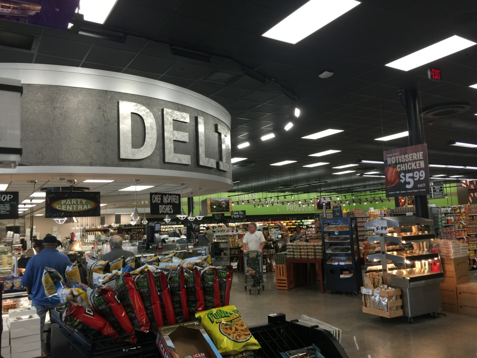 A Quick Guide to Supermarket Lighting Design - Solais Lighting